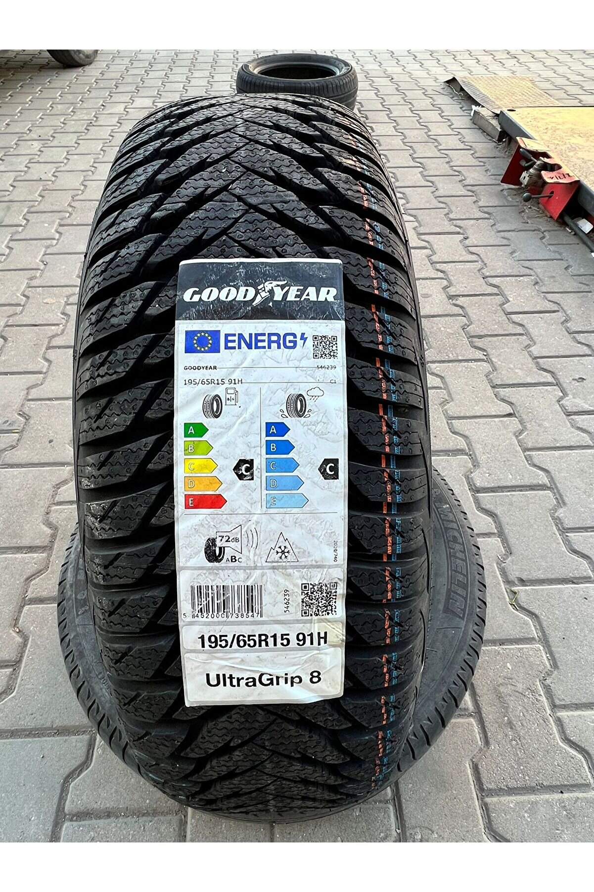 Goodyear 195/65r15 91h Ultragrip Ug8 Kışlık Lastik 2023 Tarihli Fiyatı, Yorumları - Trendyol