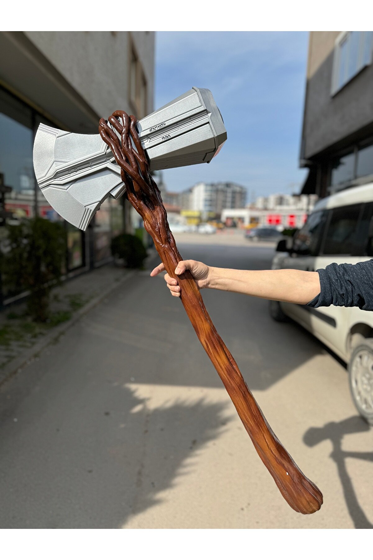 skyvstore StormBreaker İnfinity war Thor Çekiç Plastik figür Fiyatı ...