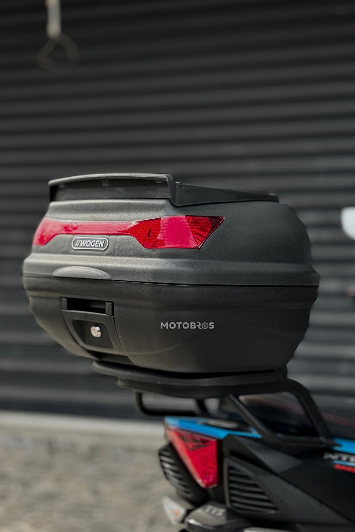 Motobros Motosiklet Arka Çanta Premium Topcase Üst Bagaj + Sırt Dayama ...