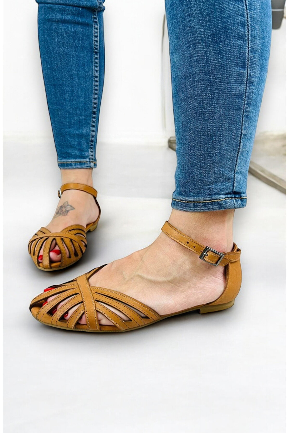 CUCA Hakiki Deri Tokalı Günlük Kadın Sandalet - Fiyatı, Yorumları