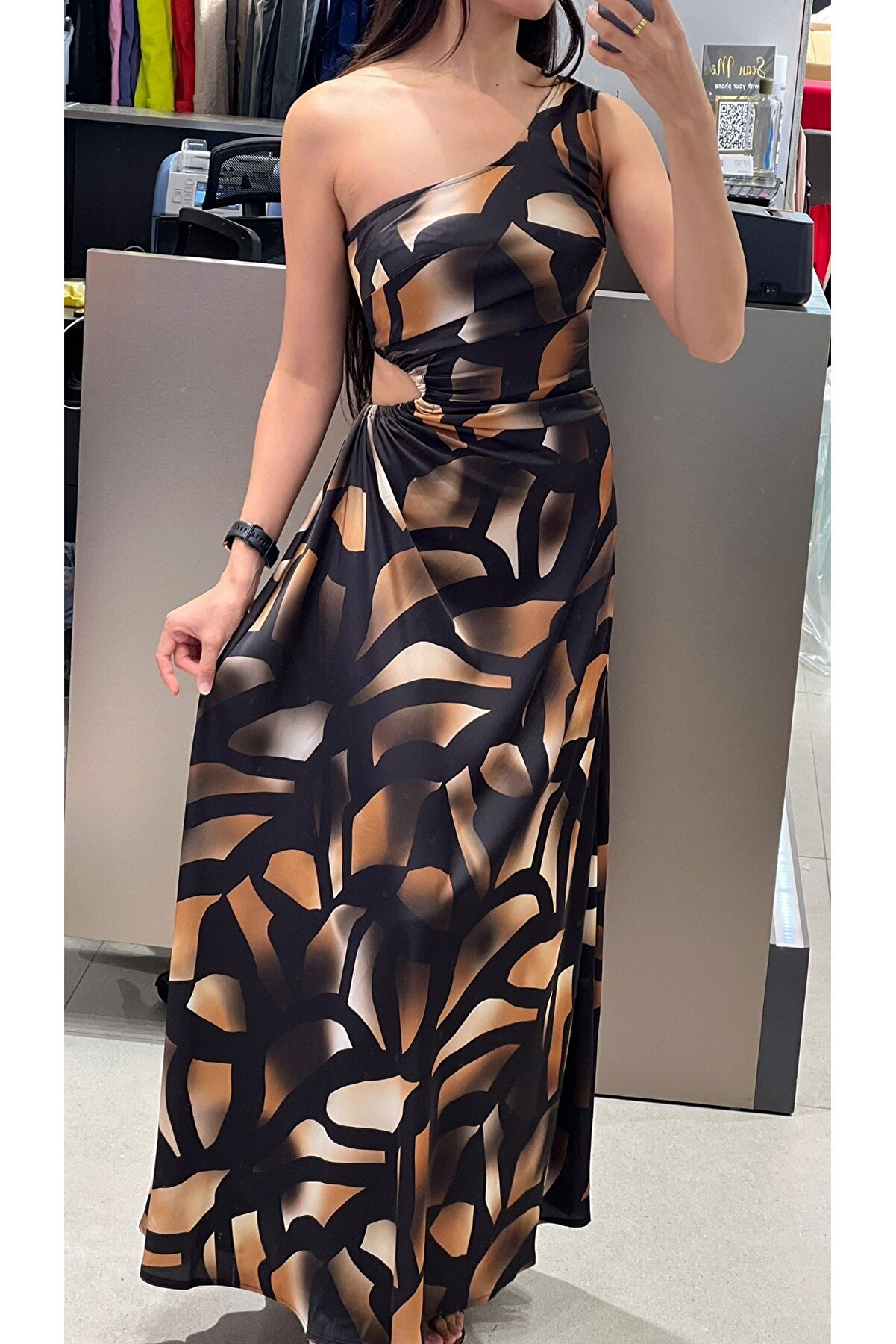 ALIEN TEK OMUZ İPEK SATEN DESENLİ ELBİSE ALİEN MODA Fiyatı, Yorumları ...