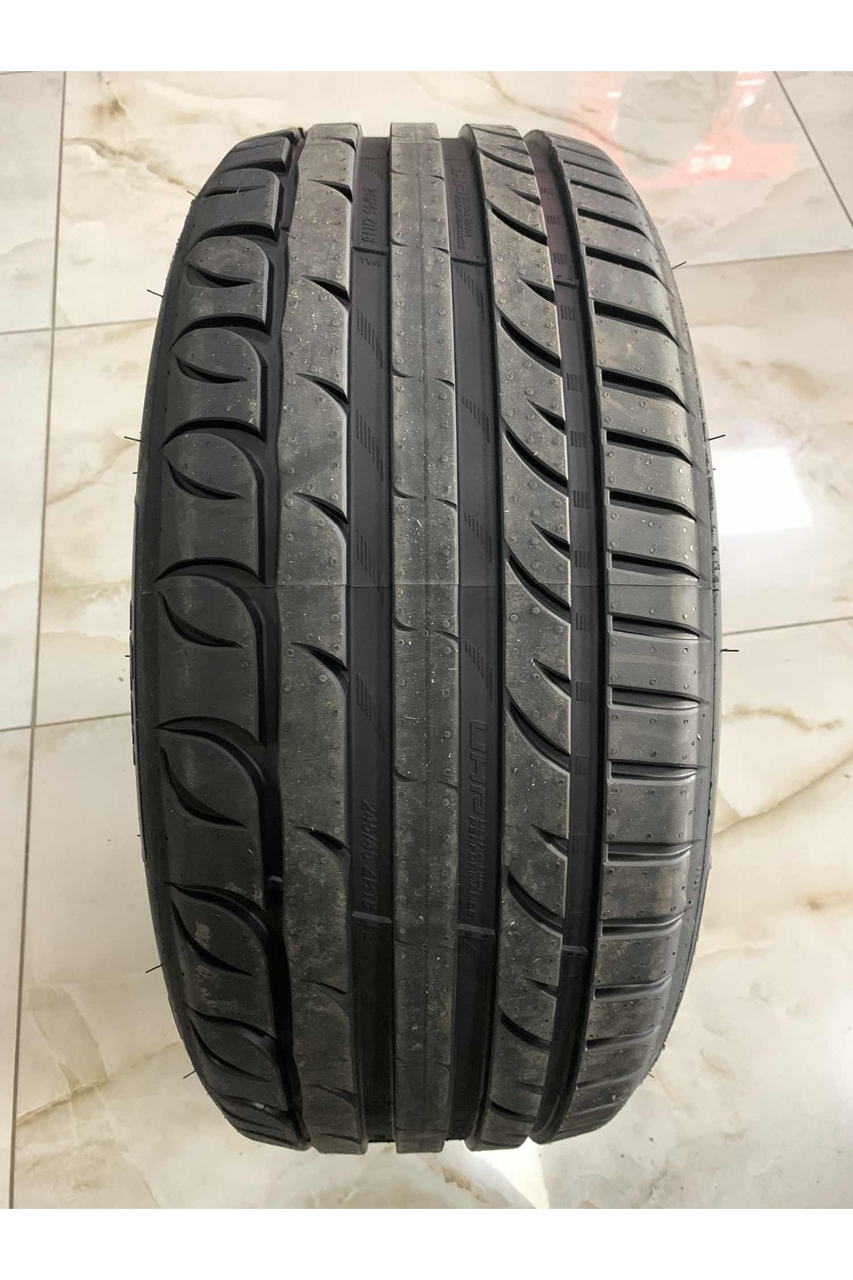 Riken 245/45R18 100W XL ULTRA HİGH PERFORMANCE RİKEN (2025) TARİHLİ -MİCHELİN ÜRETİMİ- Fiyatı ...