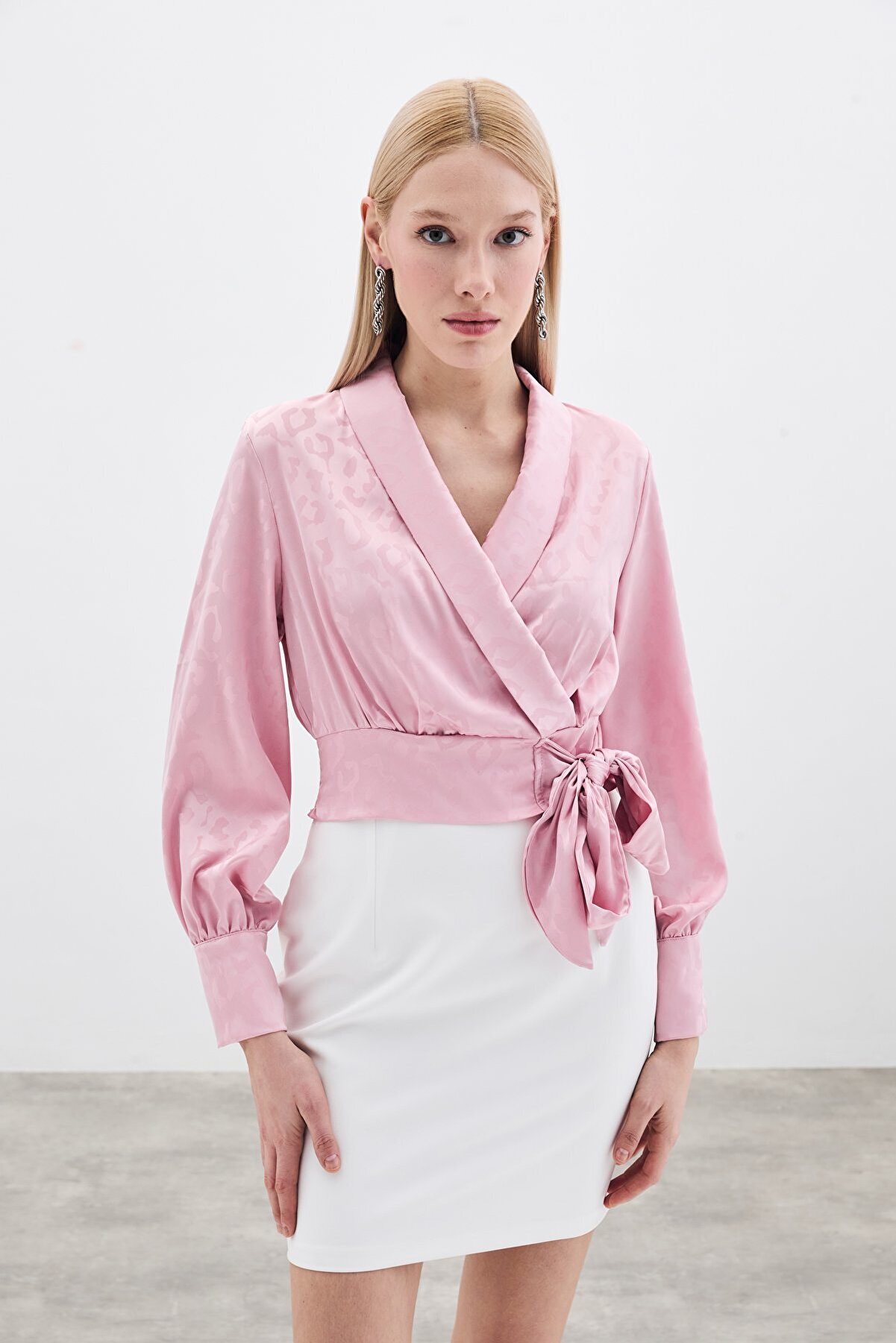 Sateen Yan Kuşaklı Saten Bluz - Pembe - Fiyatı, Yorumları