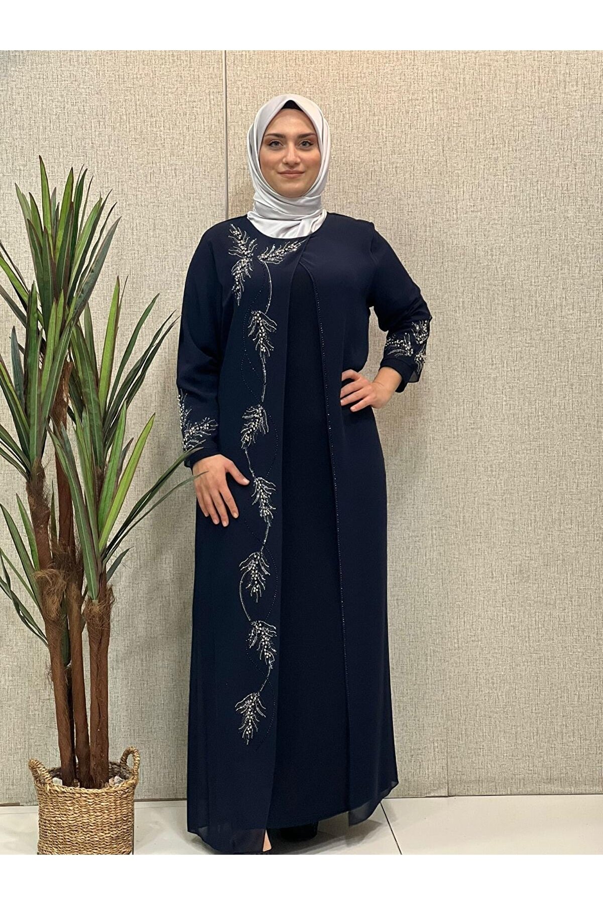 Butik büyük beden Yaprak Taşlı Abiye Fiyatı, Yorumları - Trendyol