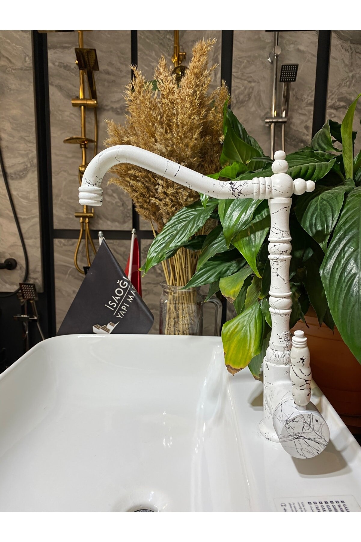 İSAOĞLU YAPI Beyaz Mermer Desen Batarya Rustik Musluk Mutfak Ve Çanak ...