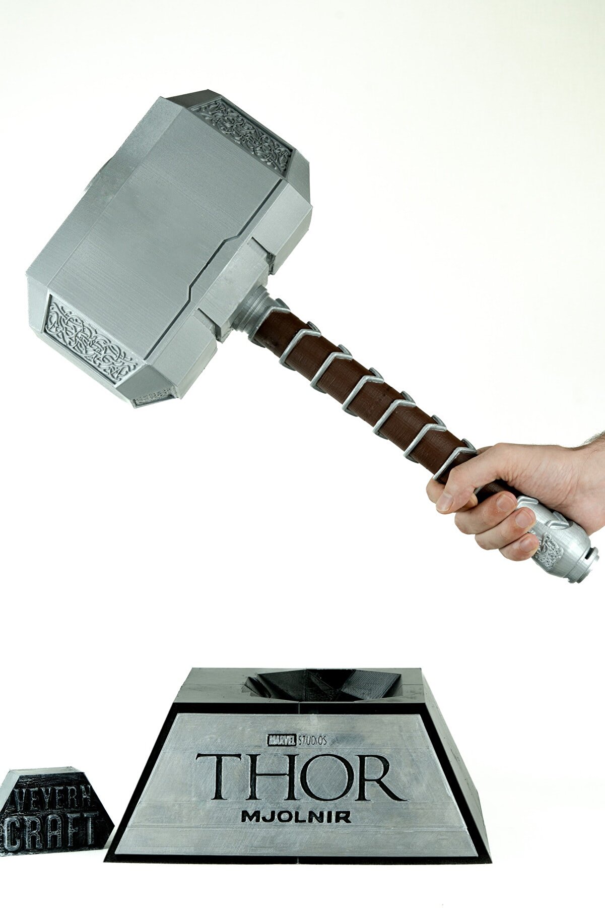 VeyernCraft Thor'un Çekici Mjolnir Ve Stand Marvel Thor Çekiç (48 CM ...