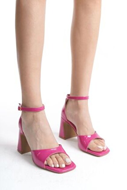 FEMME Kadın Kalın topuk Küt Burun Stiletto Günlük Ayakkabı Nadia ...