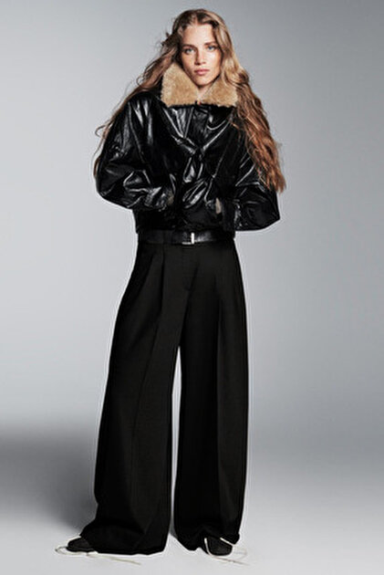 Açelya Okcu Premium BALLARD Orta Bel Geniş Paça Dokuma Pantolon ...