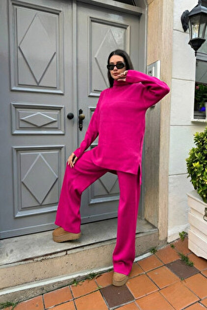 Qaju Women's Çağla High Collar Relax Fit Knitwear Two-Piece Set- Trendyol