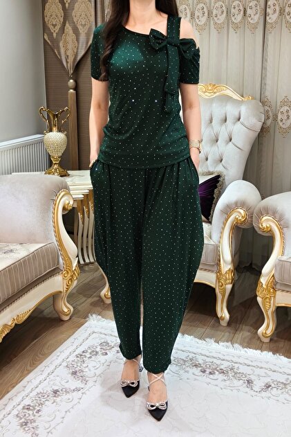 bizim butik Kadın Desenli Fiyonk Detaylı Bluz Şalvar Takımı. Standart ...