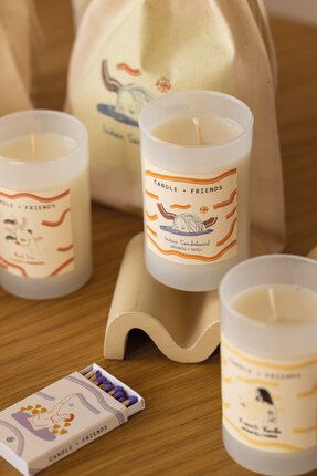 Friend candle store