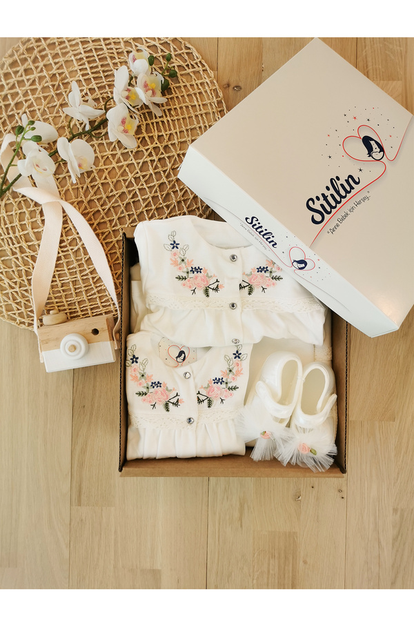 Sitilin Baby Girl Ecru 10-Piece Hospital Release Natural Embroidered ...