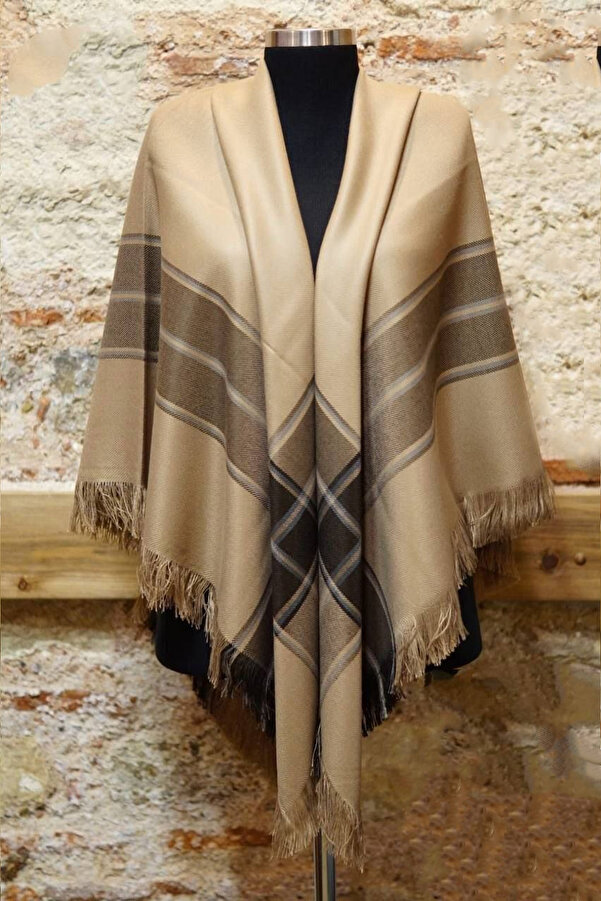 İSTANBULSTYLEMODA Patterned Shoulder Shawl - Cap Shawl Beige Love2373 ...