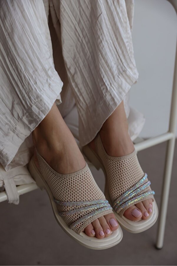 selinshoes Ekru - Blaze Stone Detailed Women's Sandals- Trendyol