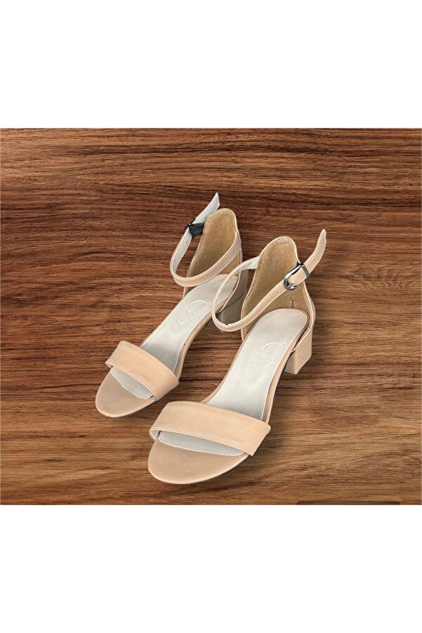 İpek Sandale cu toc pentru femei de culoare nudă- Trendyol