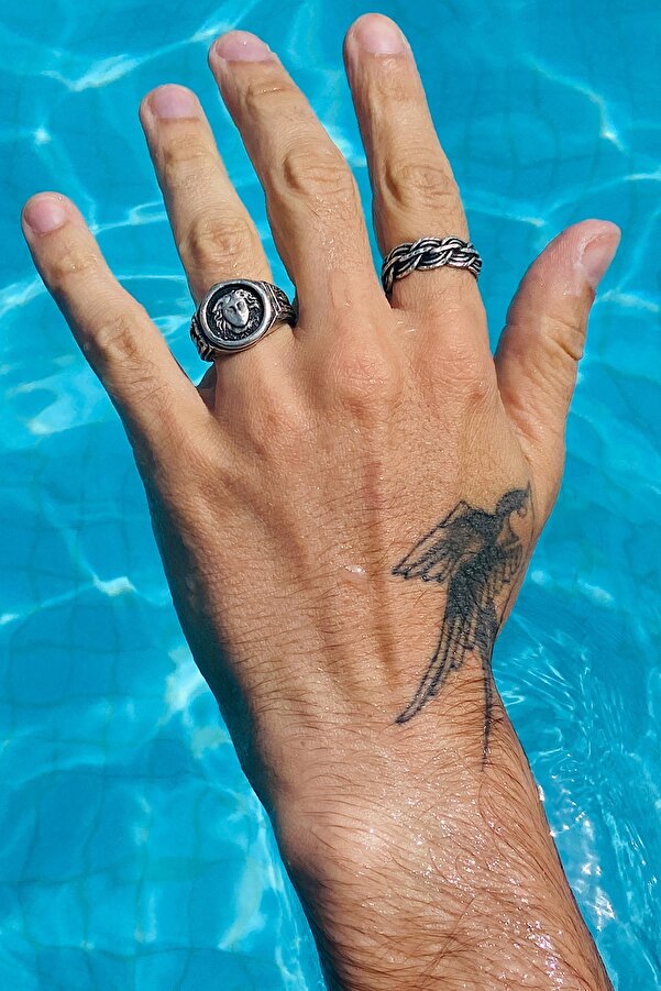 capo by aytaç yamaç Medusa and Antique Peg Set of 2 Adjustable Rings ...