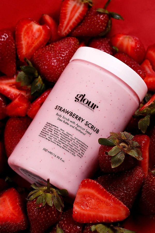 GLOUR Cherry Coconut Sugar Scrub Strawberry Extract Body Knead and Strawberry Extract Scrub Triple Set Trendyol