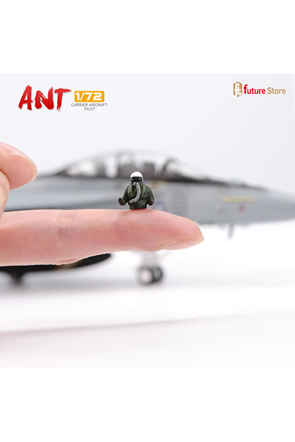 Choice 1/72 Fighter Pilot Sitting Posture Male Scene Props Mini Doll ...