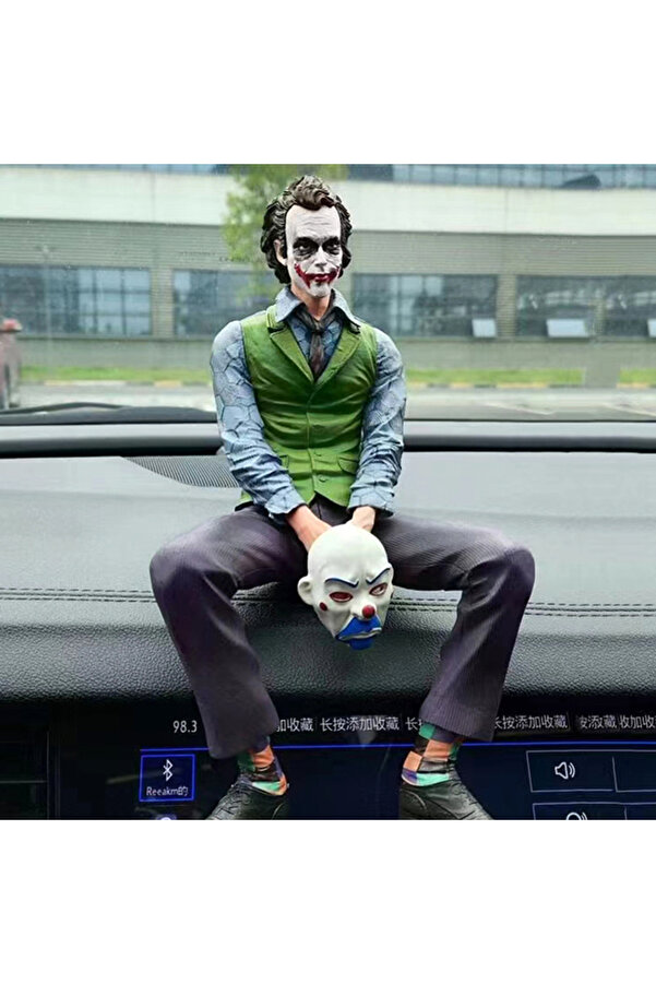 Choice Anime Detective Comics Joker Sitting Action Mafex Figure Suicide ...