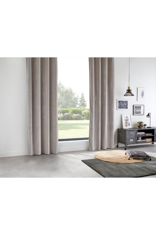 Atmosphera 8-Eyelet Velvet Rideau Occultant Black Out Curtain Mouse ...