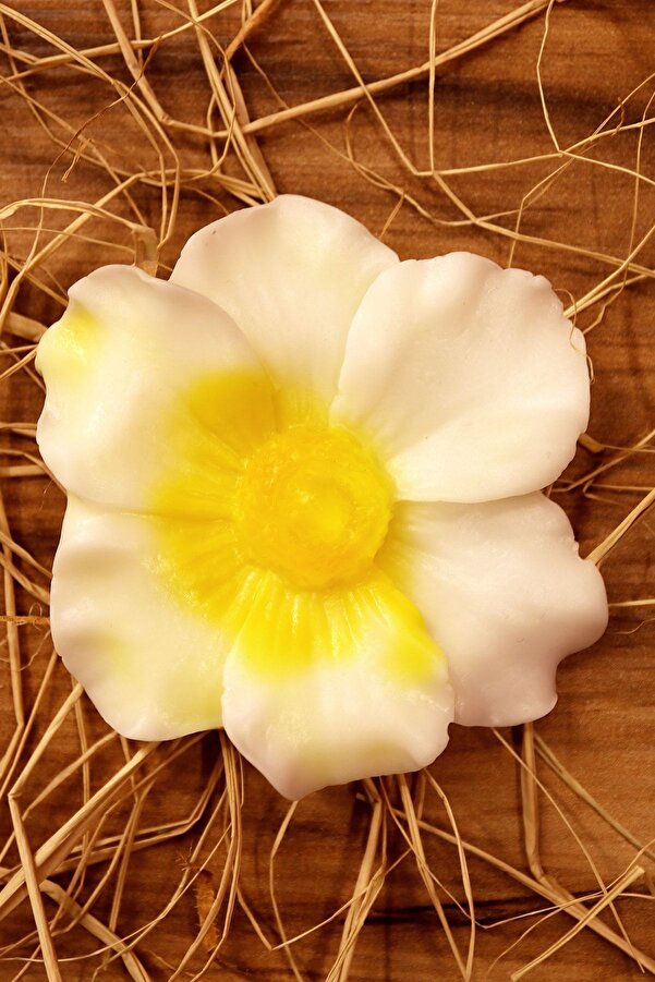 teknotrust Lily Scented White Water Lily Flower Figured Decorative Bath ...
