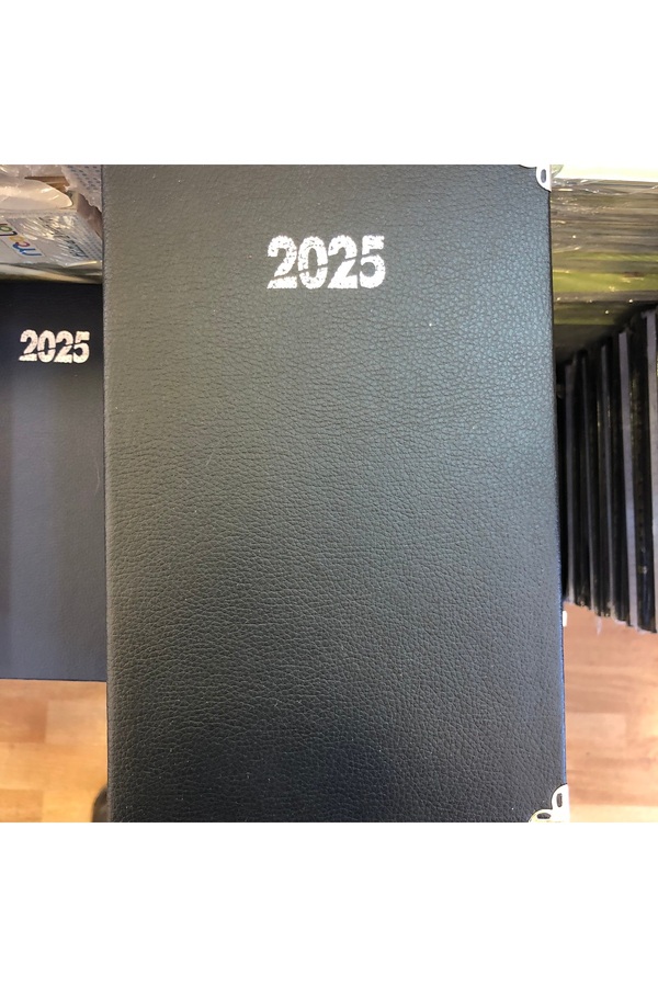 Muka 2025 Agenda - 1 Piece with 17X24 cm Faux Leather Hard Cover - Trendyol