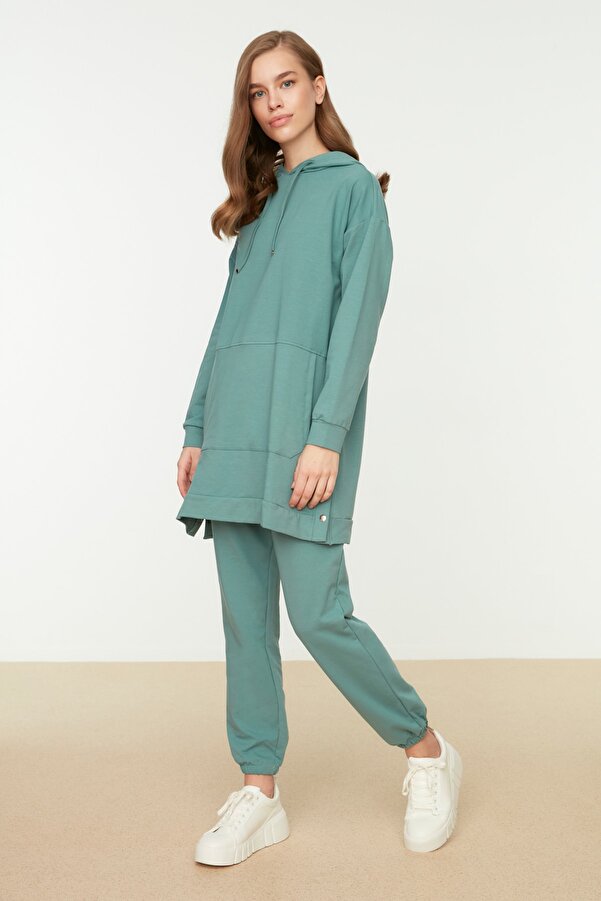 Trendyol Modest Green Hooded Kangaroo Pocket Snap Detailed Jogger ...