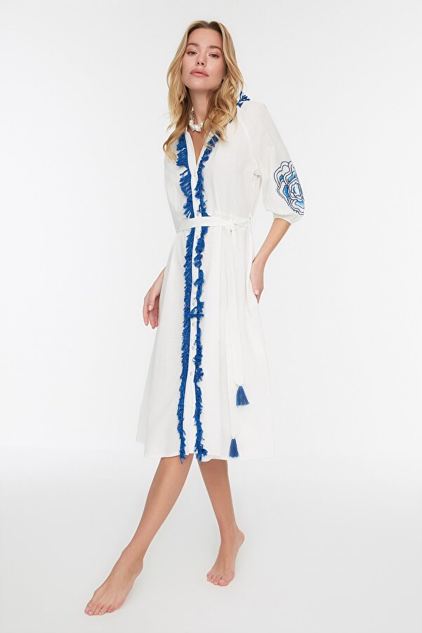 Trendyol Collection Weißes Midi-Strandkleid aus 100 % Baumwolle mit ...