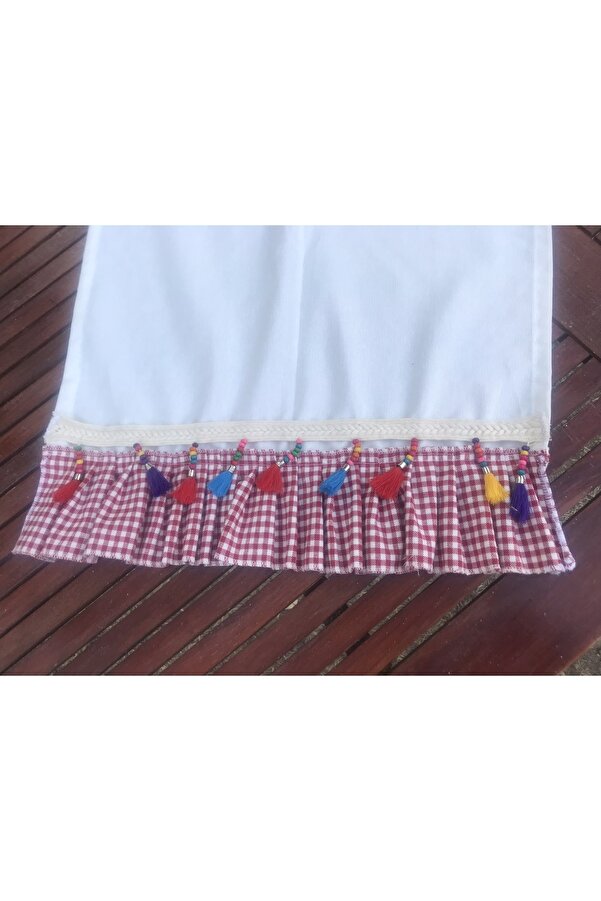 Sister Home Design Nabíraný červený Gingham Tasseled Runner & Ranir ...