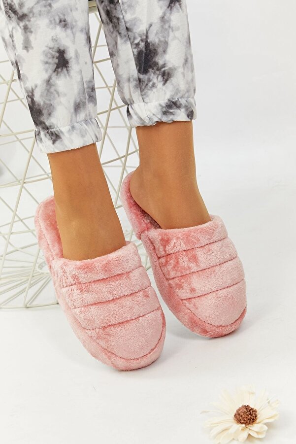Mrt Shoes Púderház Papucs Sarokmagasság 3,5 cm - Trendyol