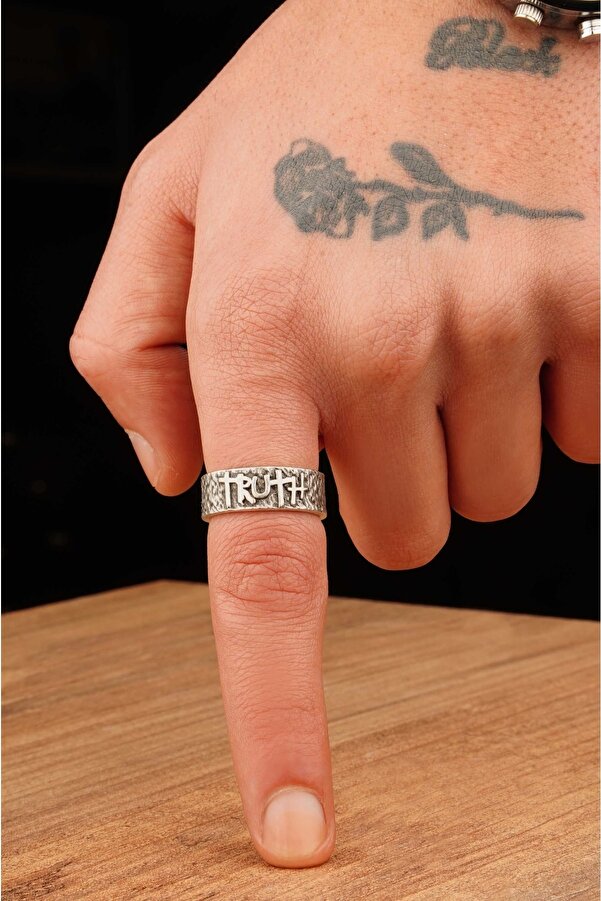 Johnny Depp Ring