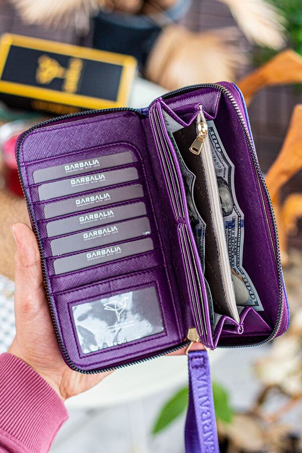 Garbalia Tilburg Wrist Handle Straw Weave Pattern Plum Purple Portfolio ...