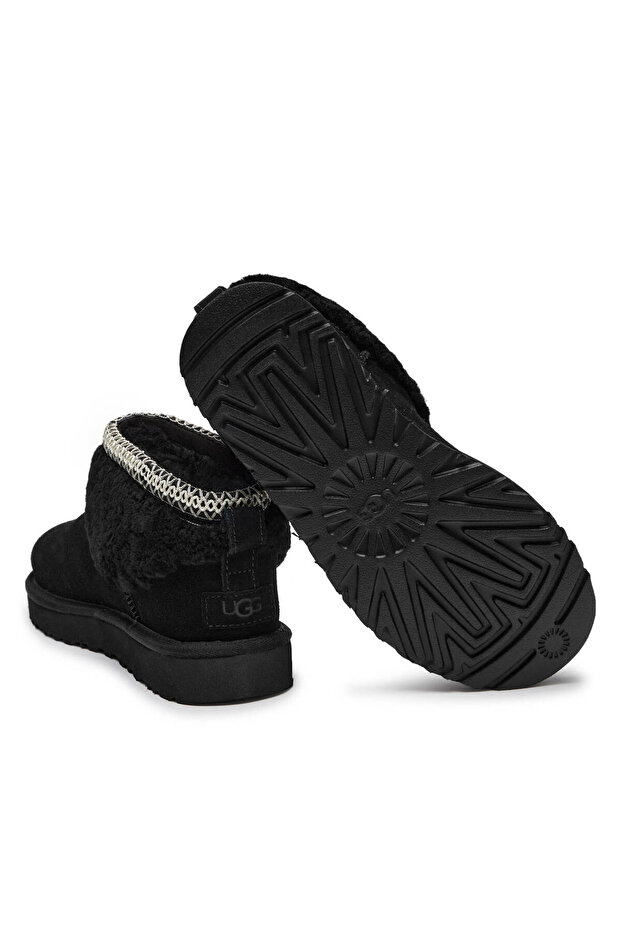 UGG Mini Maxi Curly Style Classic 1158263 - Model pánskej obuvi BLK ...