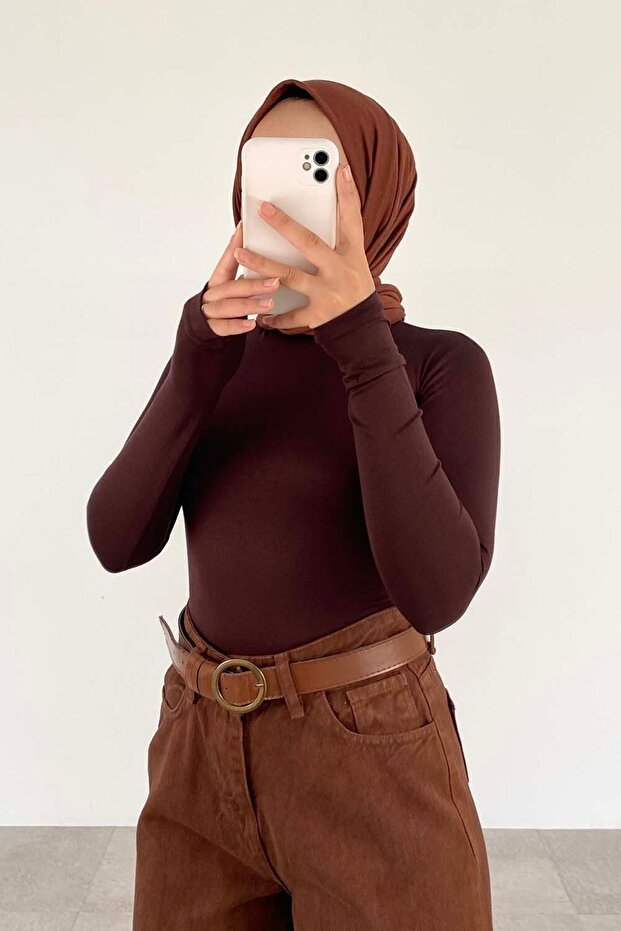 Lamelif Half Turtleneck Solid Color Body Bitter Brown- Trendyol