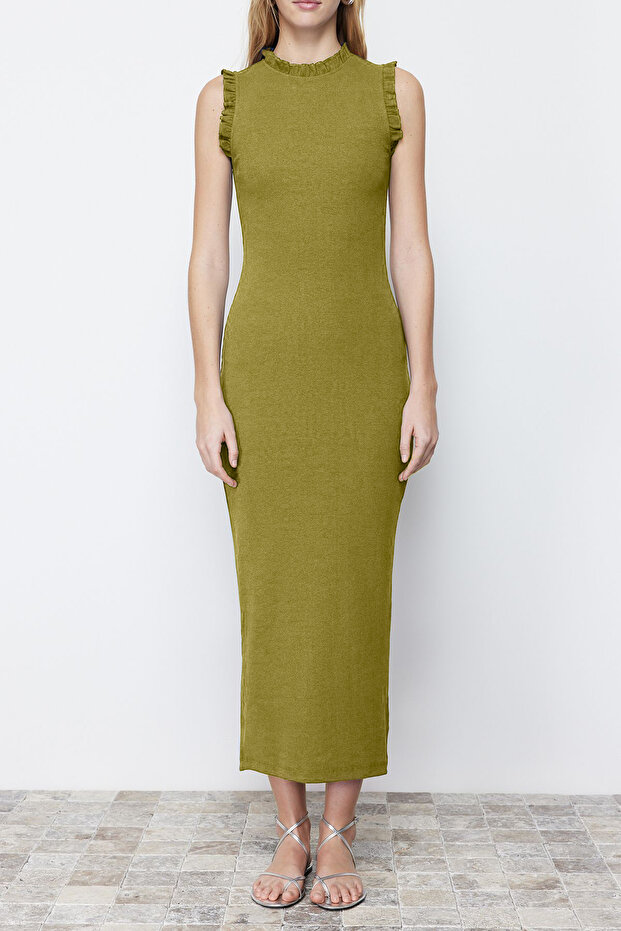 Trendyolmilla Yağ Yeşili Fırfır Detaylı Fitilli Vücuda Oturan Midi Esnek Örme Kalem Elbise ...