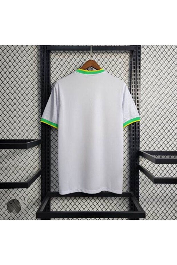 Legent Lady Brezilya Özel Tasarım Beyaz Özel Detaylı Forma Lion Yeni ...