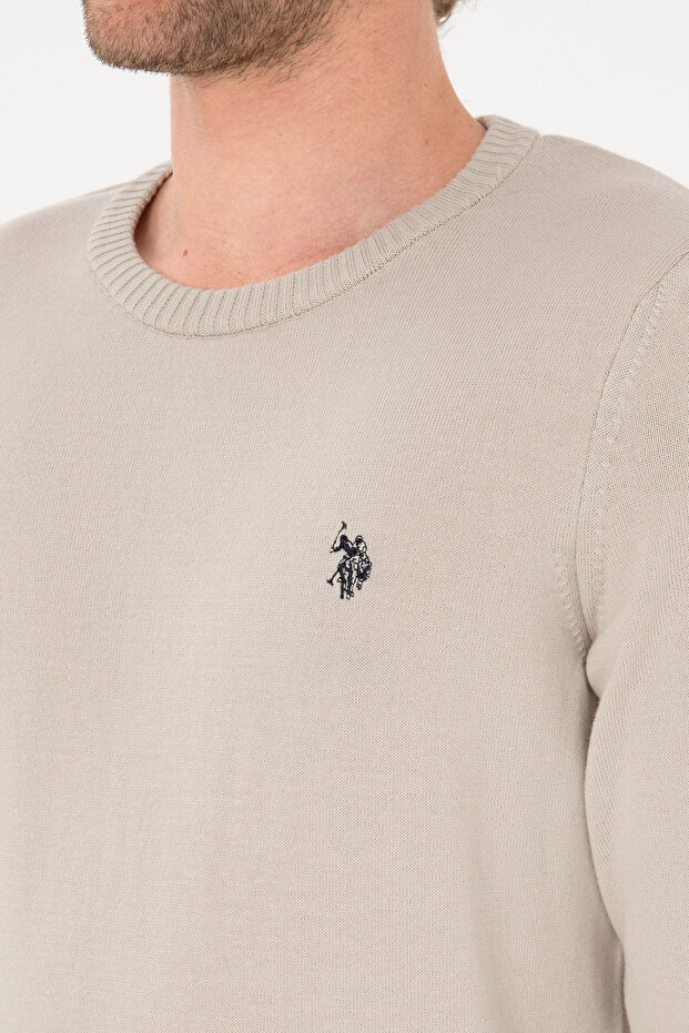U.S. Polo Assn. سترة رجالية بقصة ضيقة وياقة دائرية من ستون بيسيك ...