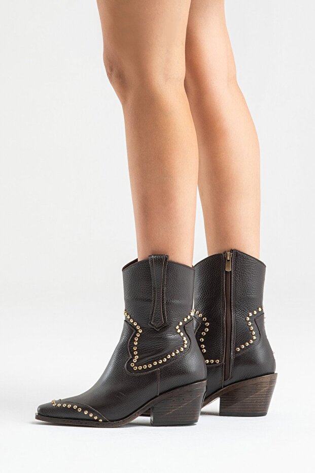 Zeynep Sıradağlı Δερμάτινες γυναικείες μπότες Darvien καφέ- Trendyol