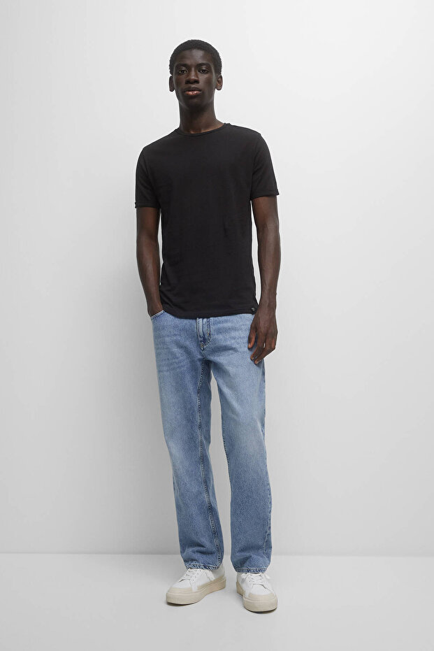 Pull & Bear Basic muscle fit T-shirt- Trendyol