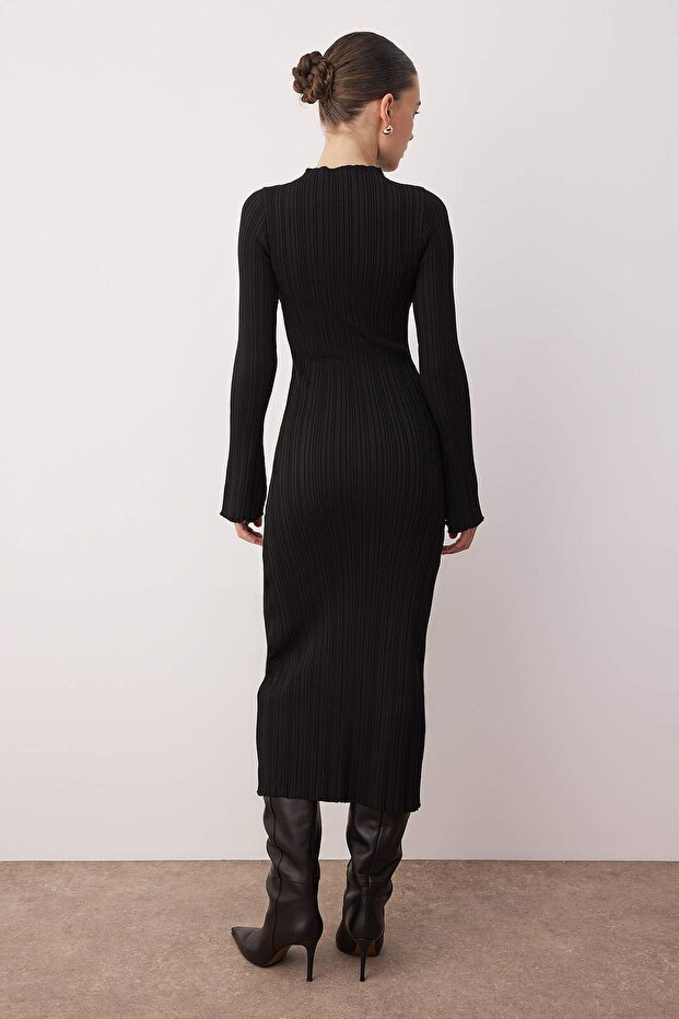 Trendyolmilla Siyah Bodycone Midi Dik Yaka A-Line Triko Uzun Elbise ...