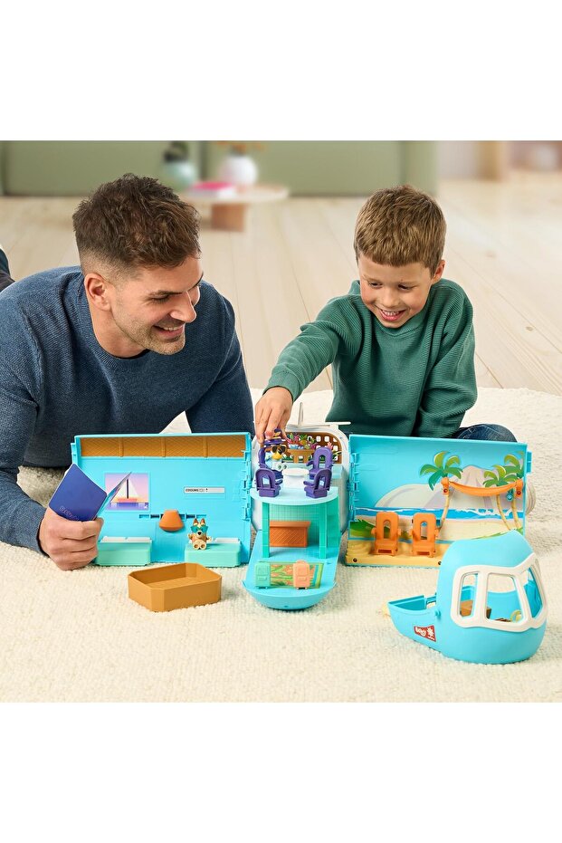 bluey 3-in-1 Transforming Airplane Playset – Resort & Boat, 15-Piece ...