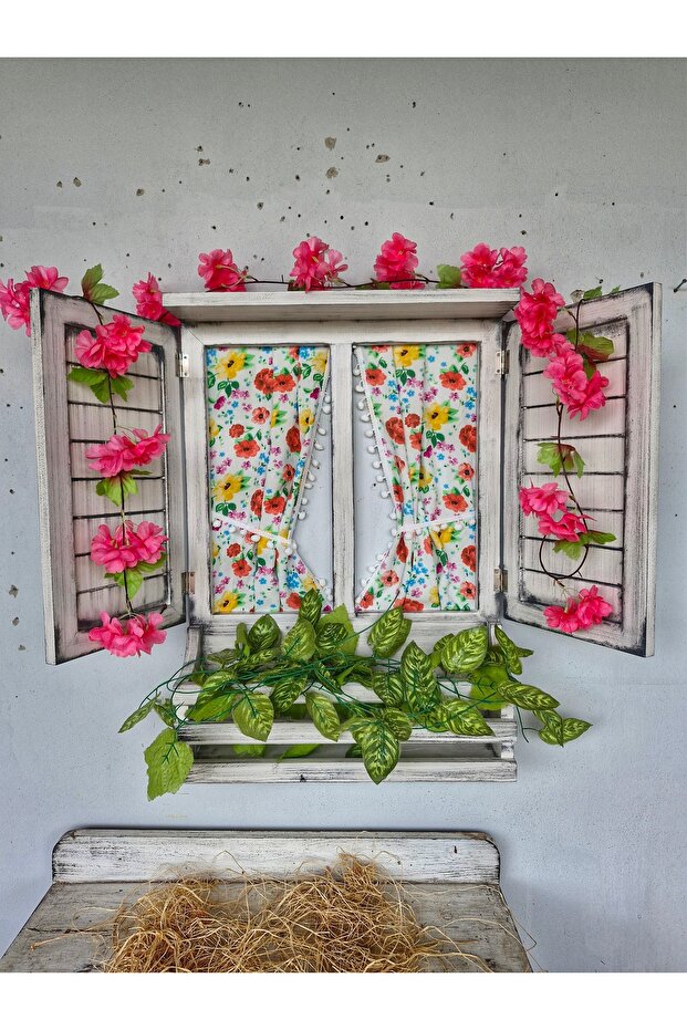 buraxe El yapımı, eskimiş beyaz ve eskitme tarz ahşap panjurlu pencere ...