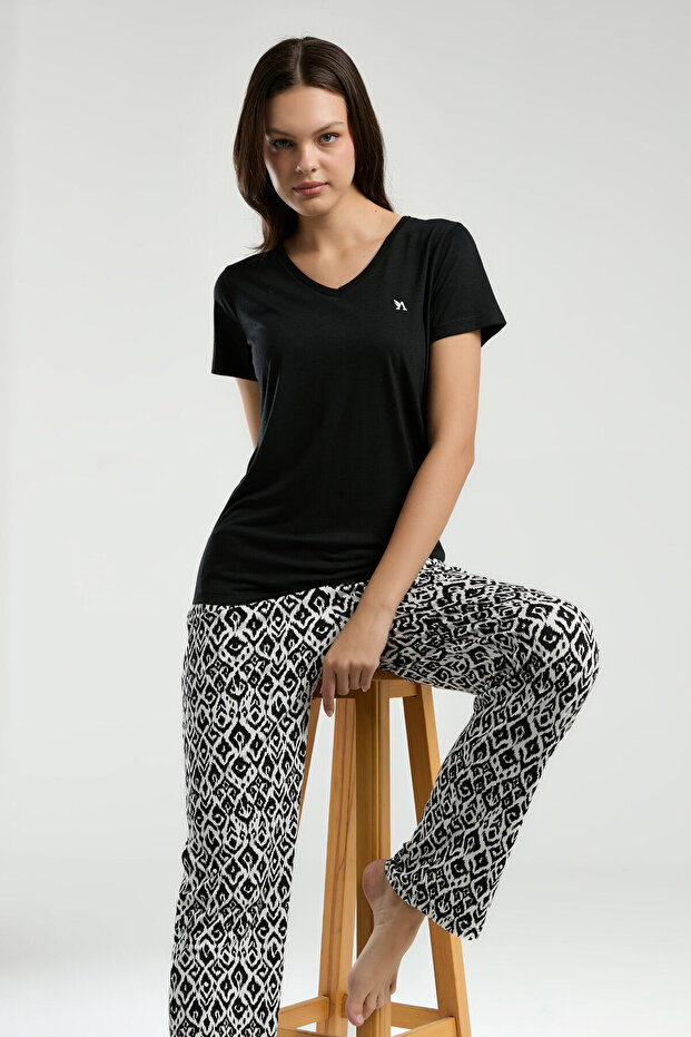 Arnetta Women's Black Short Sleeve Pajama Set- Trendyol