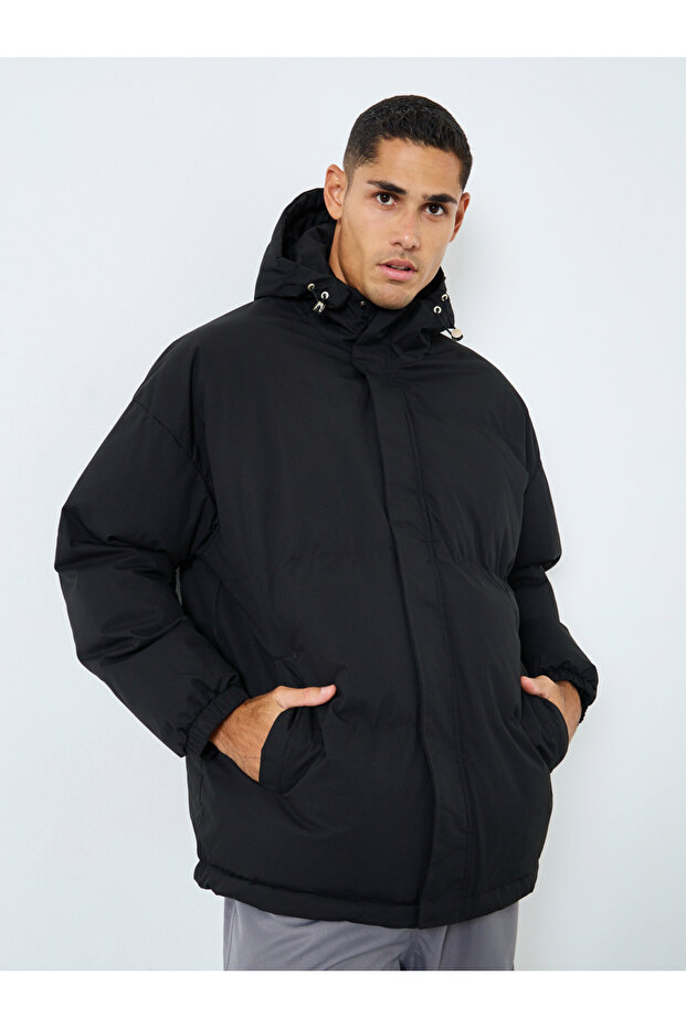 Styli Men Oversized Hooded Puffer Jacket- Trendyol