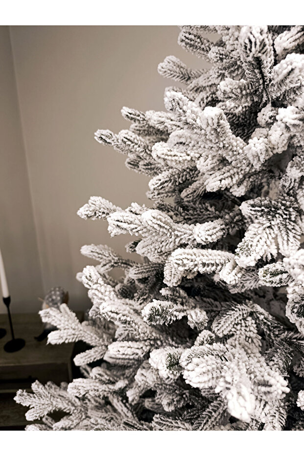 SERSIMO Brad artificial Deluxe de Crăciun de la Sersimo, Viena ...