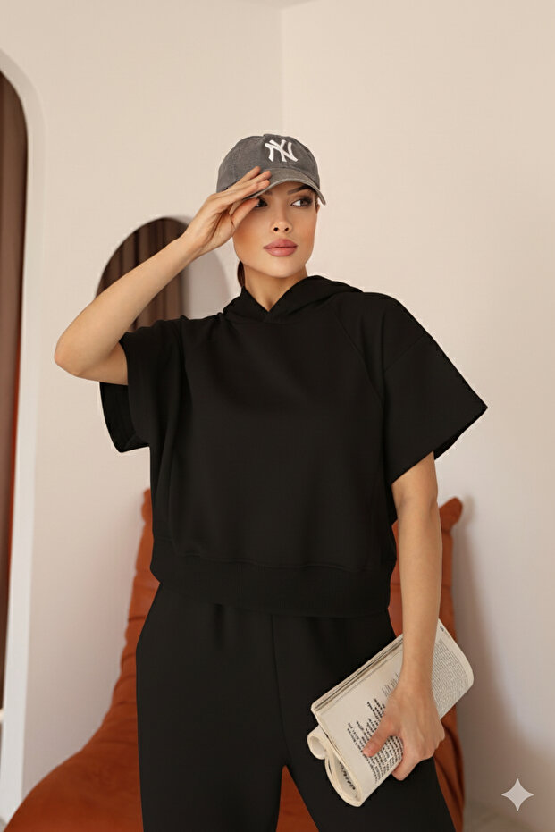 MOVİMENT Women's Black Moon Sleeve Hooded Relaxed Fit Knitted Crop ...