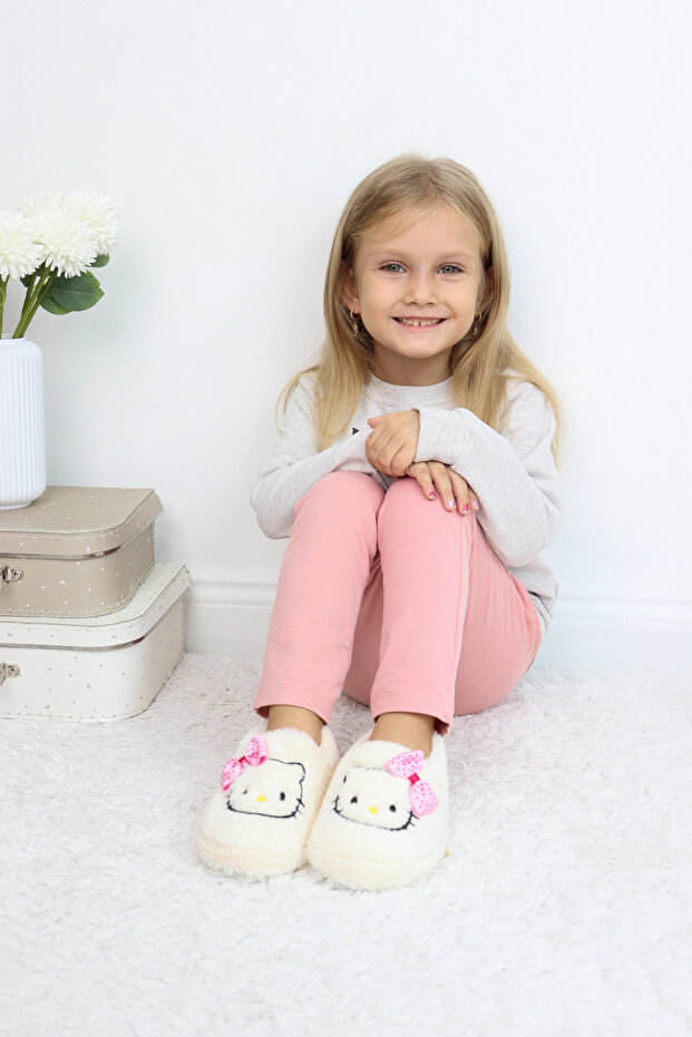 Aiw Hello Kitty Kedi Figürlü Sevimli Peluş Panduf Fuşya-Anaokulu,Kreş ...