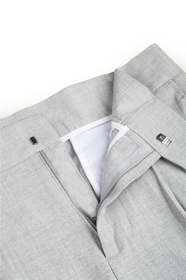 Rizz up Men's Gray Stretch Fabric Italian Cut Pleated Belt Buckle ...