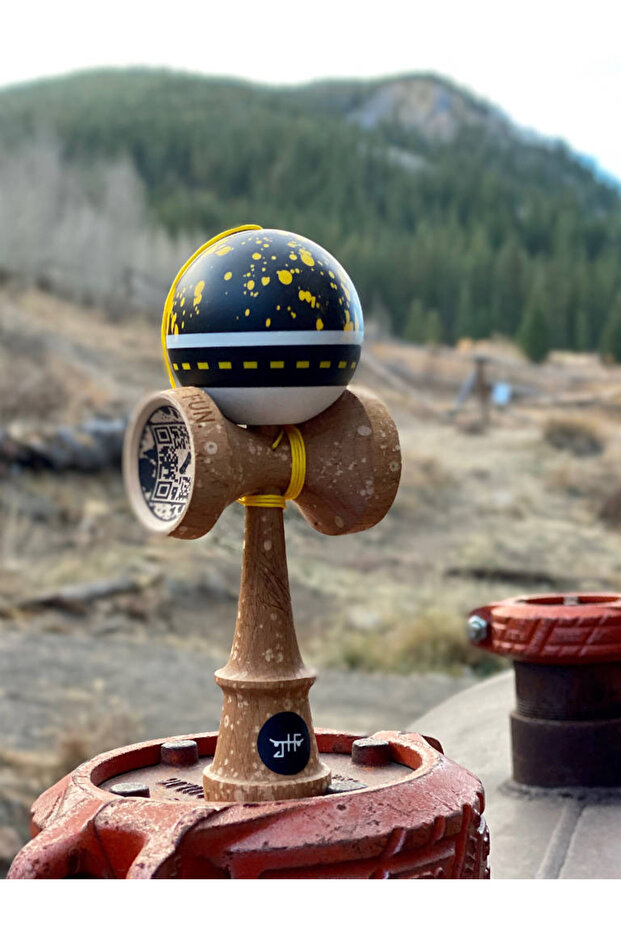 SWEETS Kendama Boo Johnson V.2 Signature Model -- Trendyol