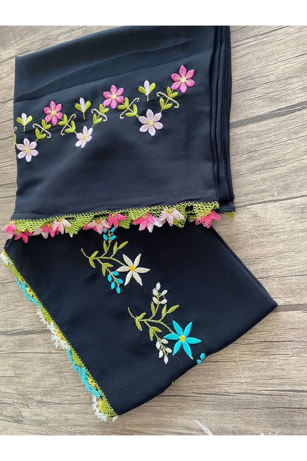 EL YAPIMI İki adet iğne oyası nakışlı namaz örtüsü - Fiyatı, Yorumları